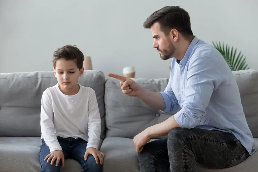 13 Bad Things Narcissistic Fathers Do To Their Sons